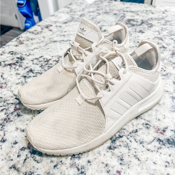 adidas | Shoes | Adidas Cream Sneakers | Poshmark